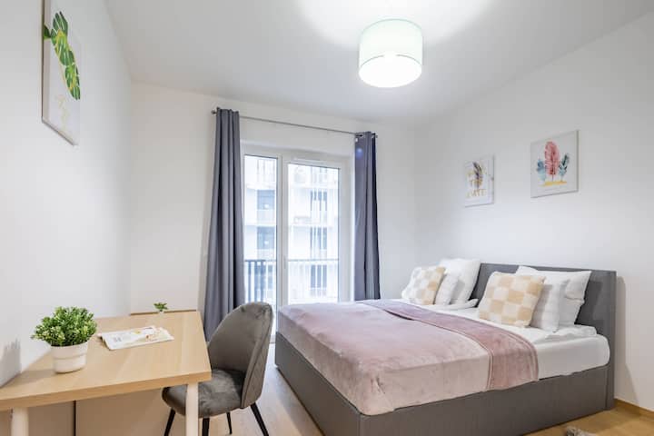 Balcony - New - Comfy - Budapest