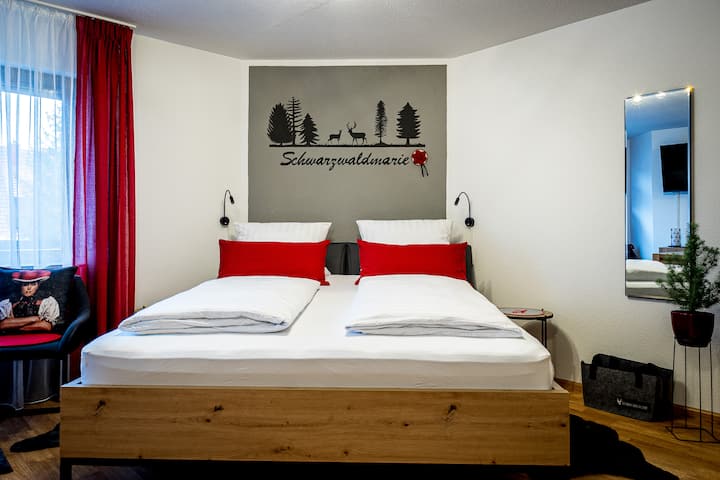 Schwarzwaldmarie Titisee Bathtub Kitchen Balcony - Breitnau
