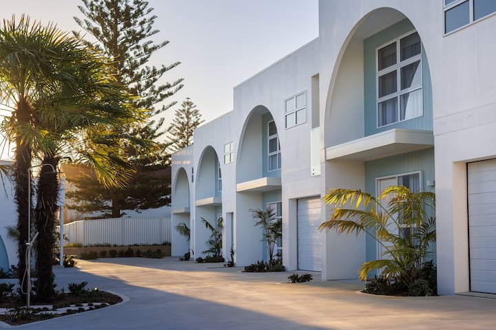 Olas Villa 3 | Luxe 3br · Plunge Pool · Near Beach - Anna Bay