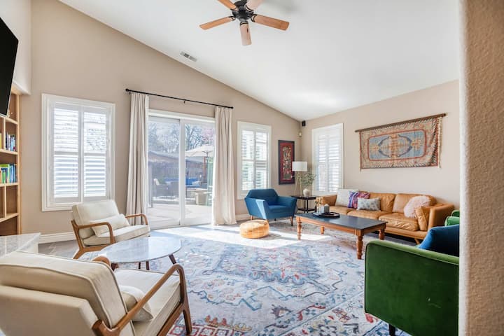 Lux 4br Retreat Pool Hot Tub 2 Kings 2 Queens - Davis