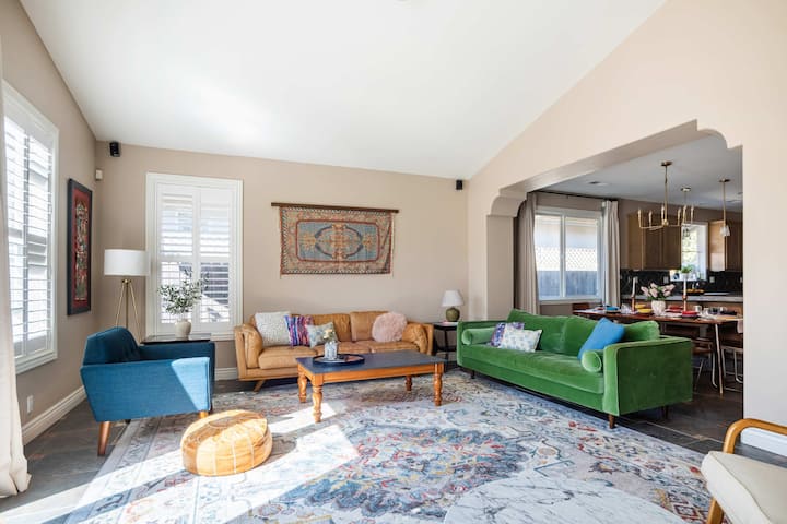 Lux 4br Retreat Pool Hot Tub 2 Kings 2 Queens - Davis, CA