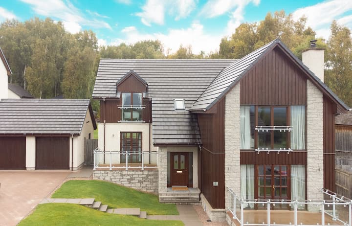 Lairig Ghru Lodge - Aviemore