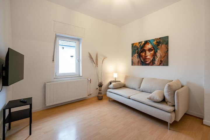 Comfortable Upper Floor Flat - Bielefeld