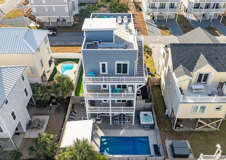 Unique Stay: Pool, Hot Tub, Rooftop & Elevator - Surf City, NC