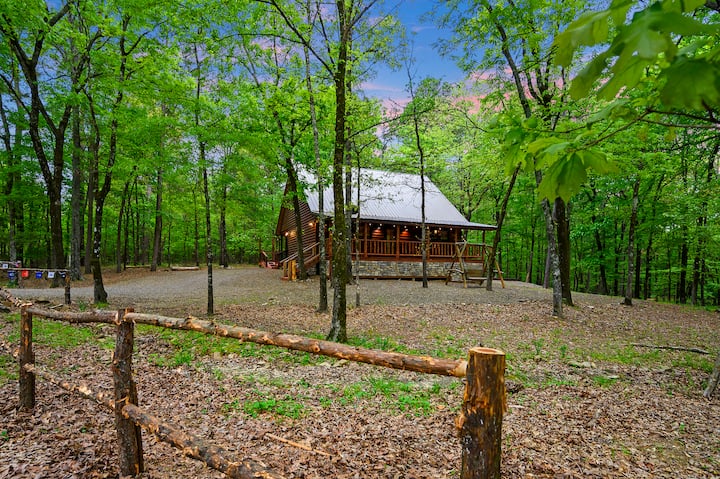 Come Have A Nat'l Forest As Your Literal Backyard! - Hochatown, OK