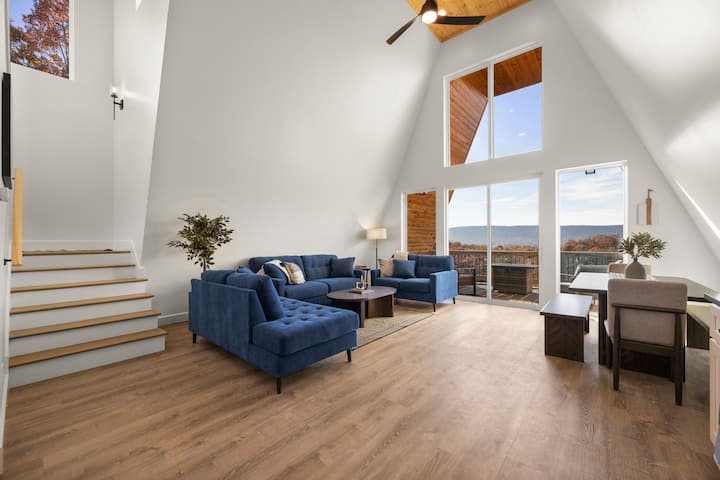Alpine A-frames | 6 Cabins Bluff Views |Sleeps 60! - Lookout Mountain, TN