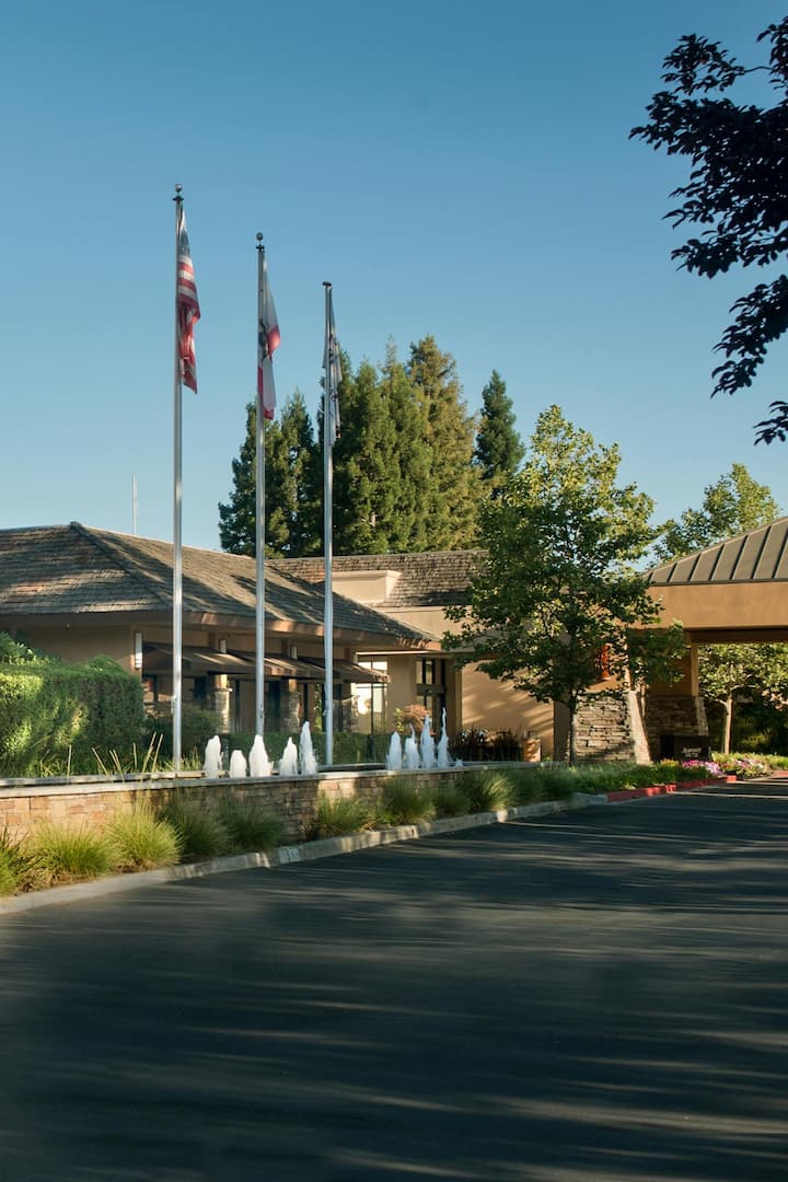 Family-friendly Napa Valley Getaway - Yountville, CA