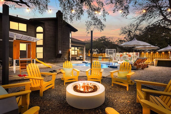 Heated Pool | Movies, Karaoke & Hot Tub | Families - San Antonio, TX