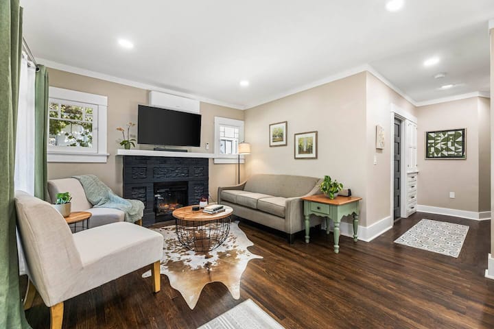 Green Gables Cottage • Gated Ev Charger  King Beds - Los Angeles, CA