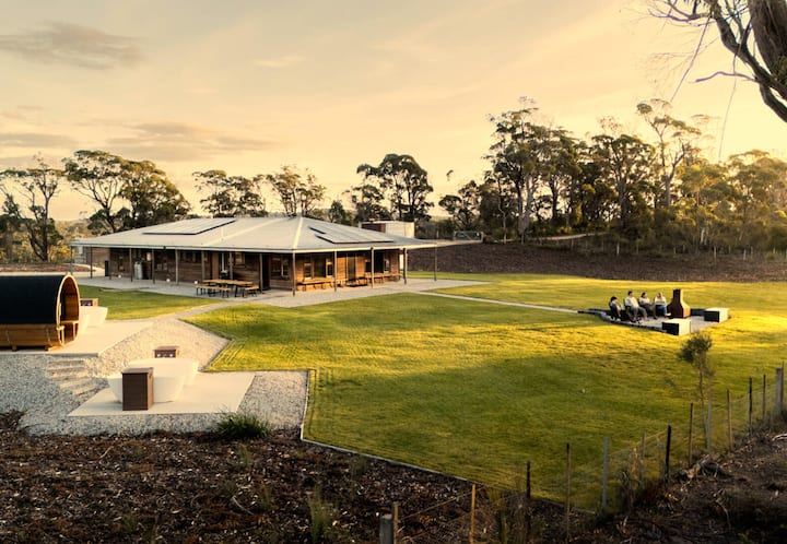 Ten Fifty Bakers - Off-grid Wilderness Retreat - Port Sorell