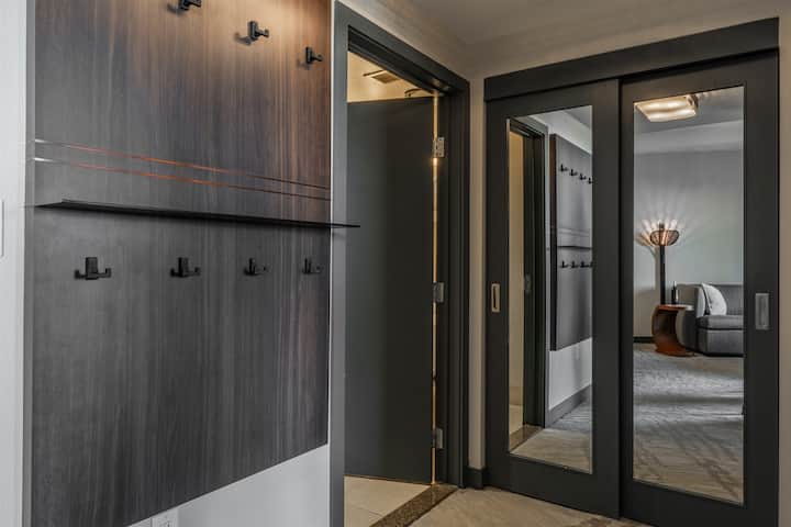 Point Sierra | 1br W/ Balcony & Down-valley Views - Mammoth Lakes, CA