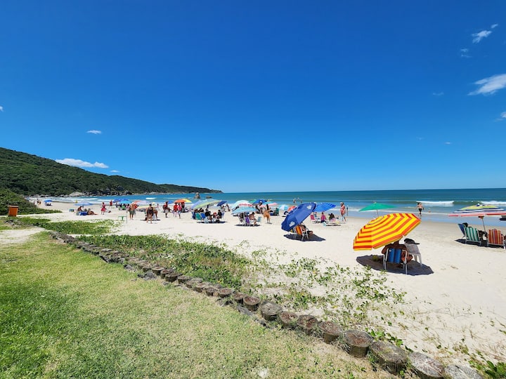 Lindo Apto Até 4 Pessoas, 500m Bombas - Bombinhas