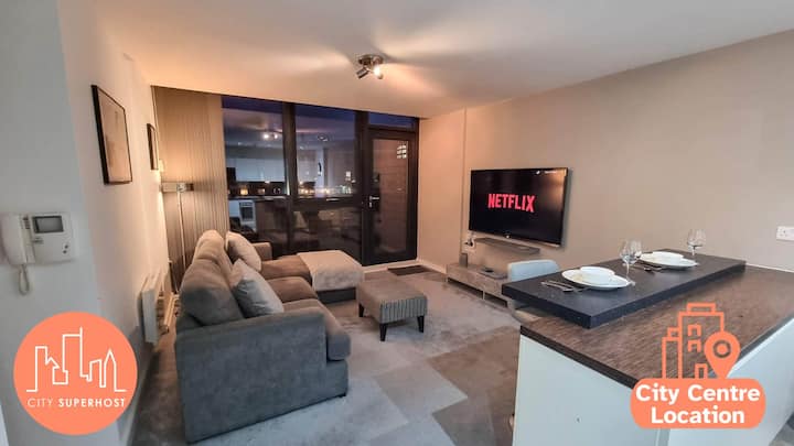2 Bed Castlefield Flat | Canalside - Manchester