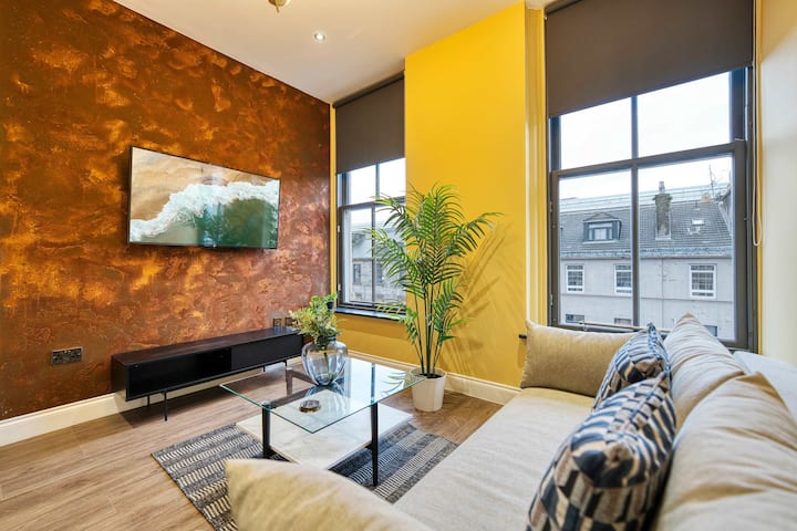 Stunning Central Station 1 Bed Apartment (A7) - Glasgow Queen Street Station