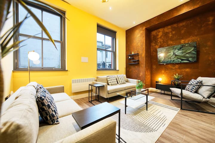 Stunning Central Station 2 Bed Apartment (B4) - Glasgow