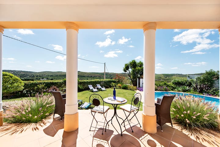 New! 3-bed Villa, Pool, Garden, Stunning Views! - Silves