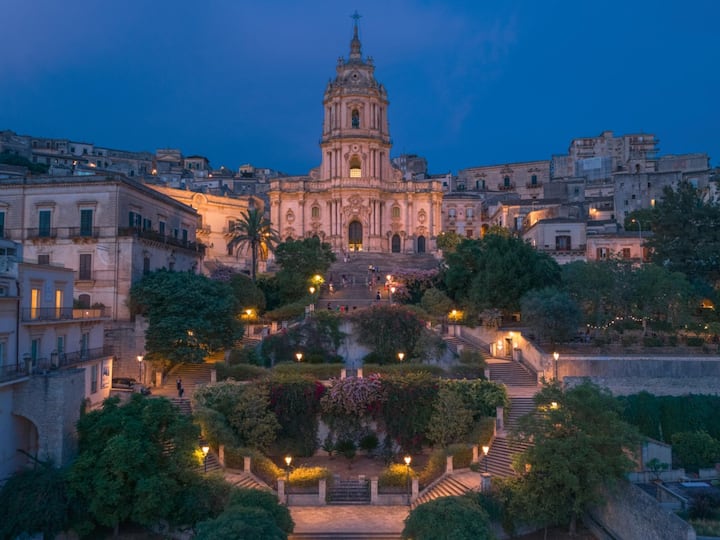 Casa Del Pozzo, Apartment With Garden And Terrace - Modica