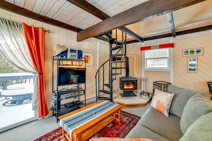 9 Mi To Skiing: Catskills Casita W/ Mountain Views - Roxbury, NY