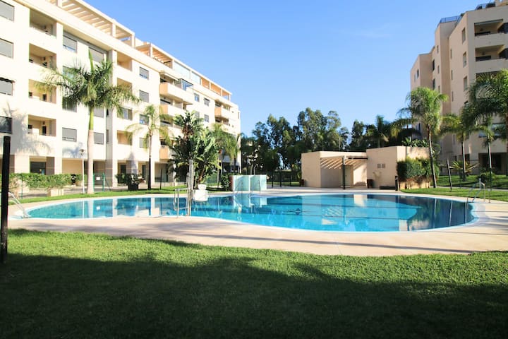 Playa Marinsa: Pool, Parking & Sunshine All Year - Vélez-Málaga