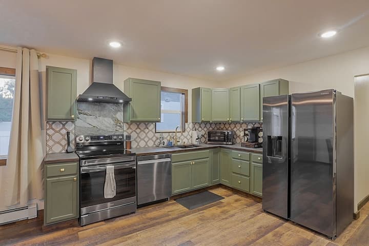 Refined 6br Moose & Bear Lodge By Sweetheart Stay - Livingston, MT