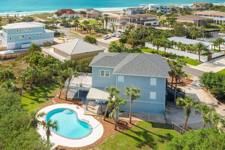 Holiday Isle Serenity: Beach, Pool & Golf Cart - Destin, FL