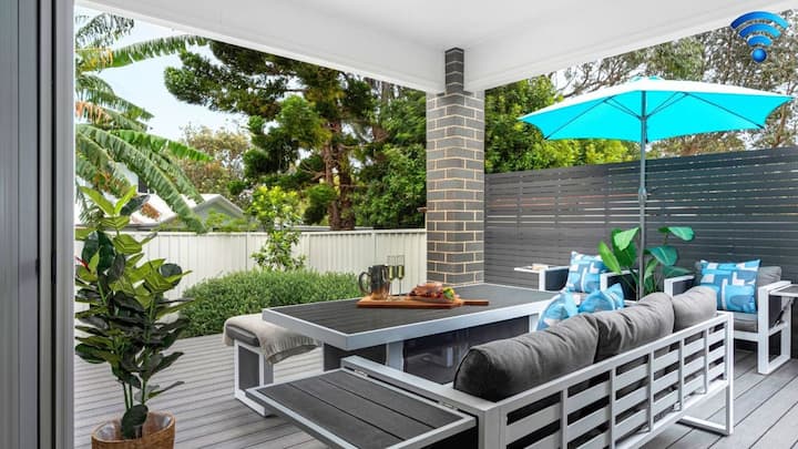 Sea Bubbles – Coastal Bliss At Currarong - Currarong