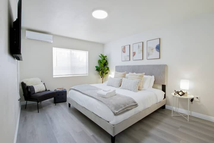 Bright Suburban Pad - Alhambra, CA