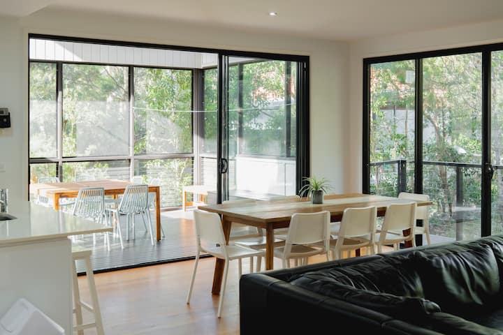4 Bedroom Deluxe House At Senses - Lake Cootharaba, Queensland