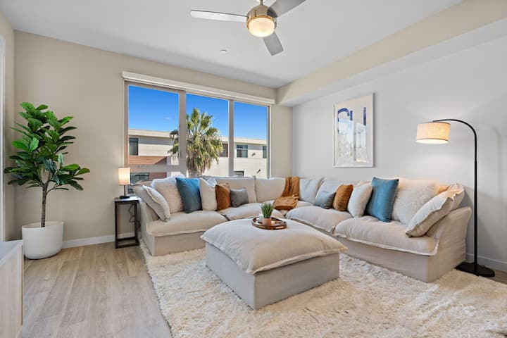 Luxury In Downtown- 2 Blocks To Beach - Oceanside, Californie