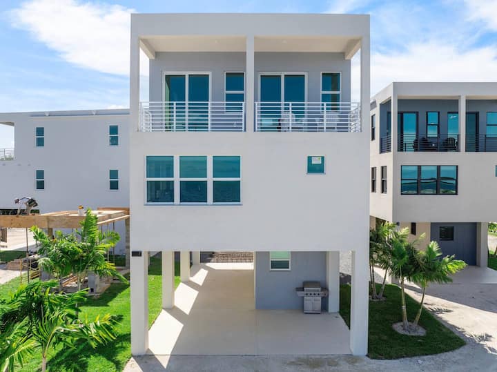 Ocean-view Oasis: Pool, Spa & Free Kayaks - Key Largo