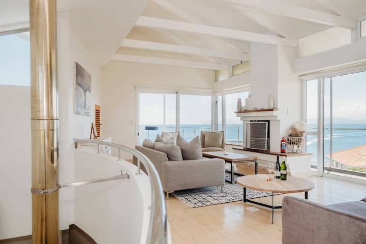Xairu: 3 Bedroom Seaside Gem On Walker Bay - Gansbaai