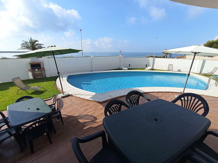 Villa Con Piscina Frente Al Mar En Vinaròs - Alcanar