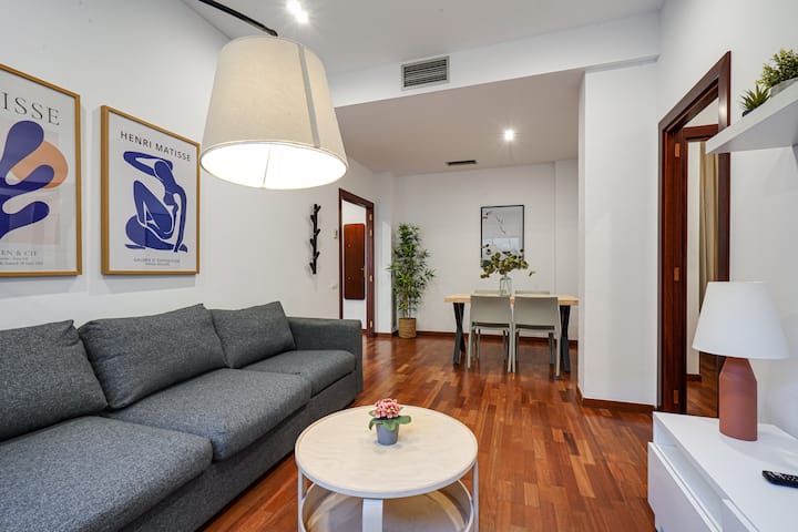 Appartement Chaleureux Au Cœur De Sant Antoni - Barcelona