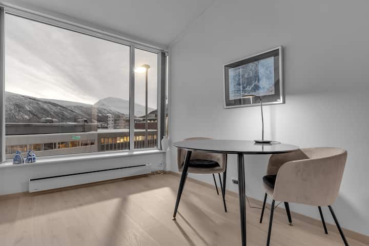 Modern Loft Apartment In Tromsø City Center - Tromsø