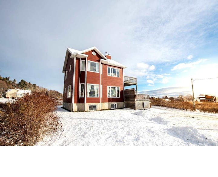 L'albatros - Spa, Billard, Arcade, Famille - Charlevoix