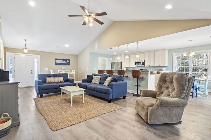 Marina's Edge! Pet Friendly, 3 Bedroom For 8! - Murrells Inlet, SC