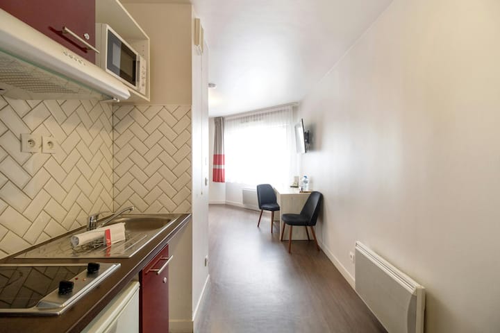 Appart'city Confort Paris Villejuif- Apartment - Villejuif