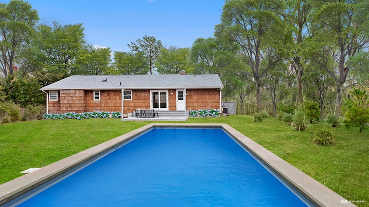 3br/2ba: Heated Pool, Fire Pit, Outdoor Dining - Bridgehampton, NY