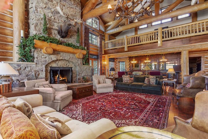 Ski-in/ski-out, Hot Tub, Sauna | By Invitedhome - Edwards, CO