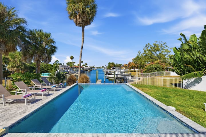 Escape Seasonal Depression Here |30min To Tampa - Apollo Beach, FL