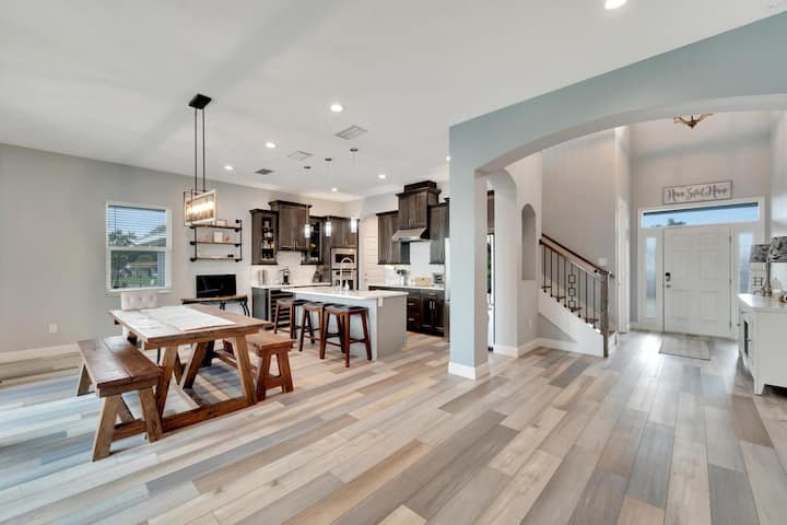 Infinity Bay: 4bd/3ba|infinity Pool|30min To Tampa - Apollo Beach, FL