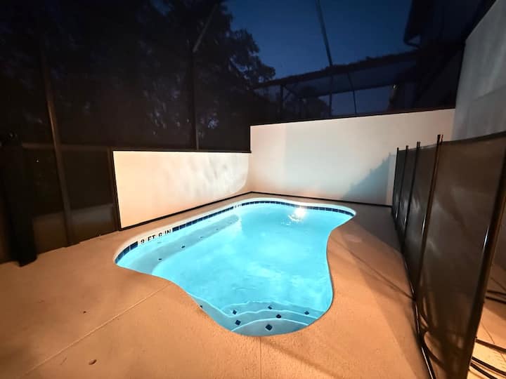 5-suite Resort Home With Private Pool - Orlando, FL