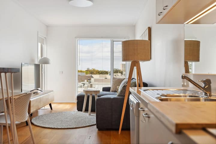 Stylish Apartment In Port Melbourne - Williamstown