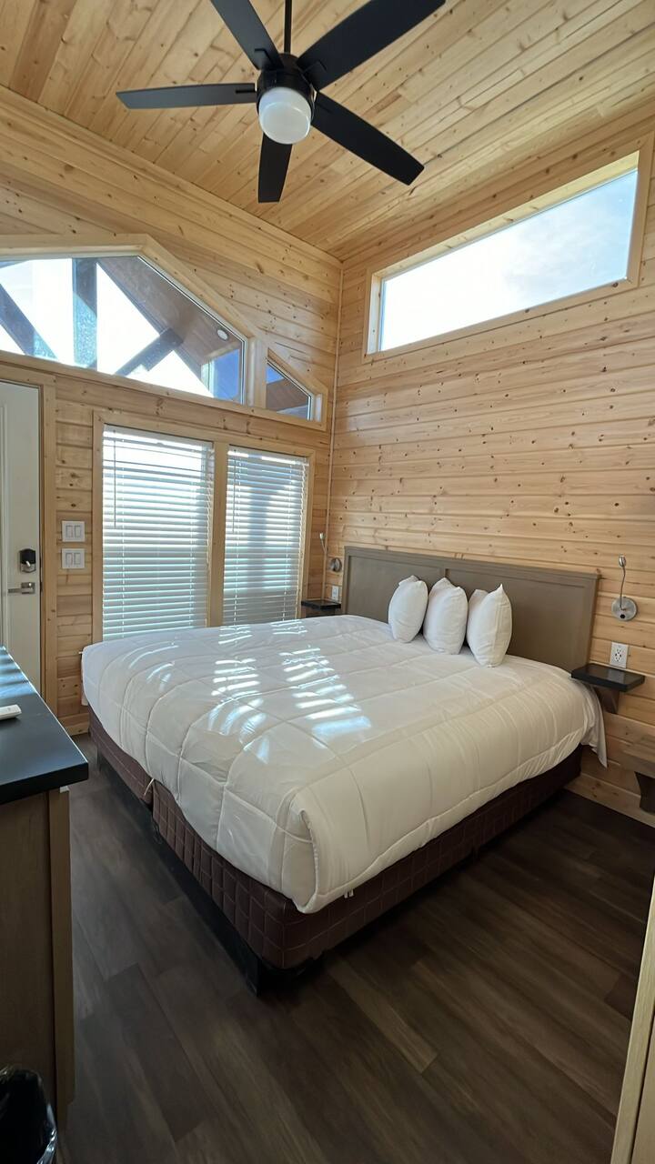 063b Couples Cozy Retreat Chalet Near South Rim - Grand Canyon National Park