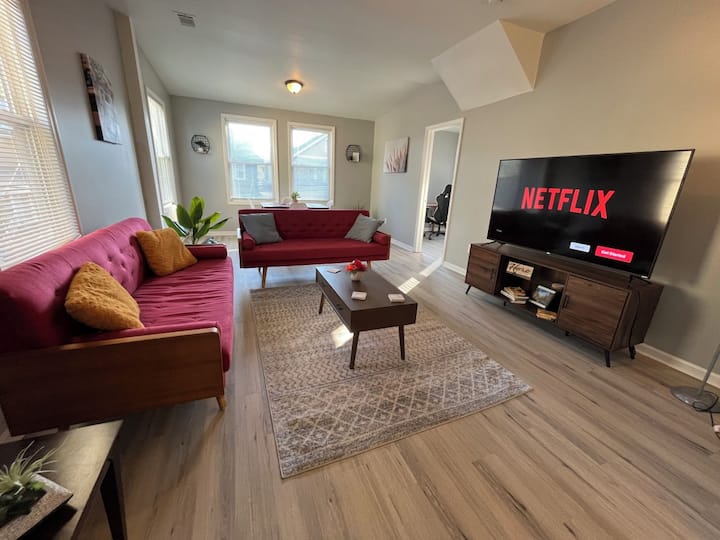 Spacious 4 Bedroom Apartment - East Rutherford, NJ