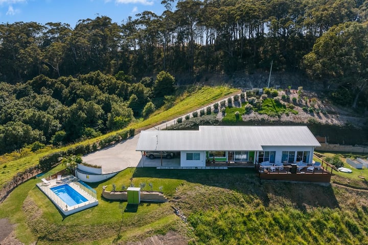 Ciao Korora - The Classic - Moonee Beach