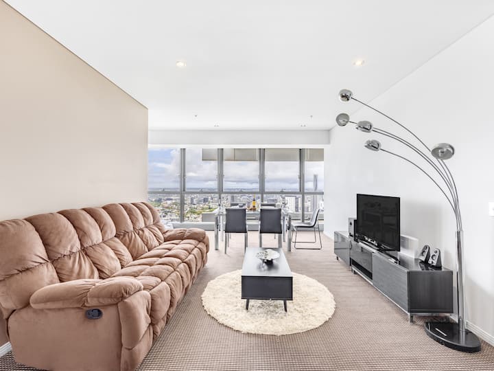 Central Stunning 2 Beds Cityview |Carpark Pool Gym - Ballymore Stadium