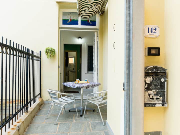 Sophia By Interhome - Riva Ligure