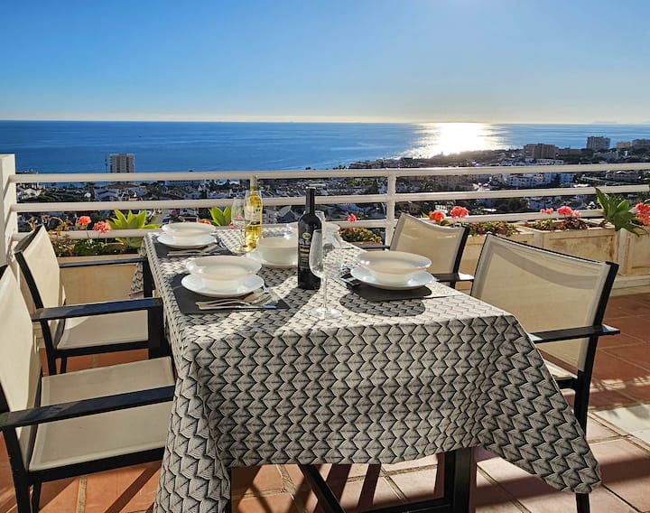 Two Bedroom Apartment In Riviera Del Sol - Calahonda