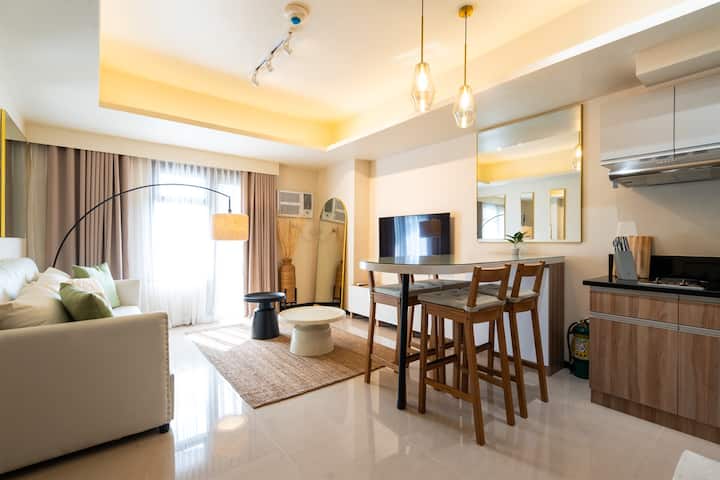 The Bay Nest | Cozy Suite With Balcony - Manila